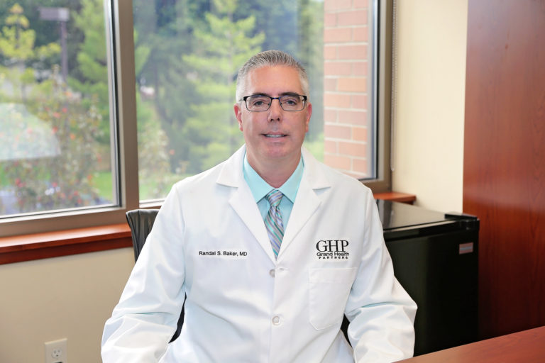 Meet Your Bariatric Physicians - Grand Health Partners
